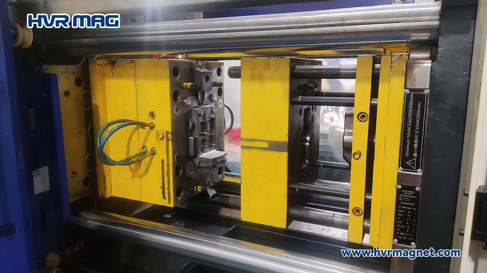 Mold Clamping System Without Slotting On Injection Molding Machine