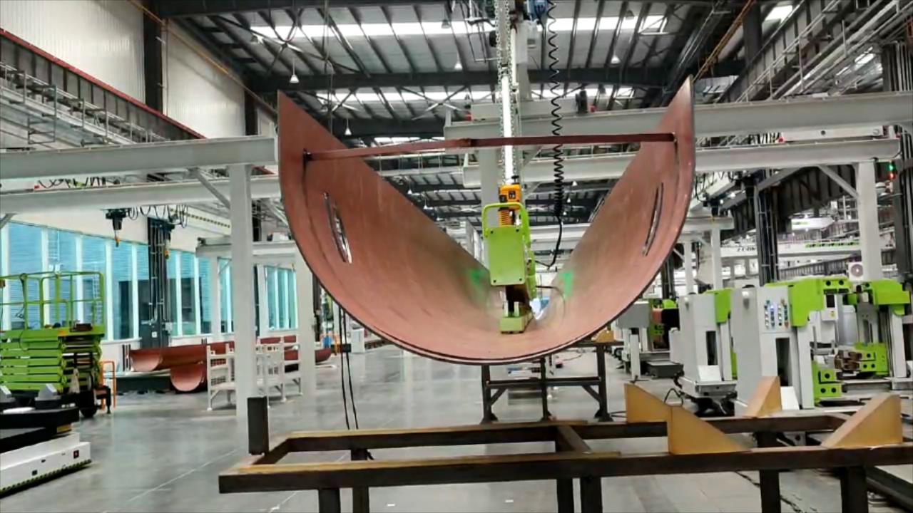 Multifunctional Magnetic Lifter: Change Crane Boom Handling - HVRMAG