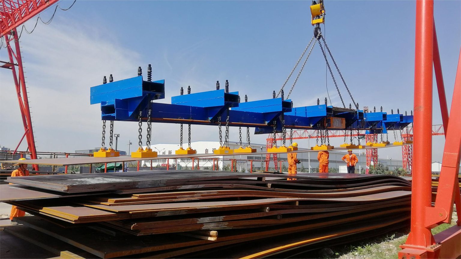 Difference between Magnet Crane and Portable Lifter HBEP